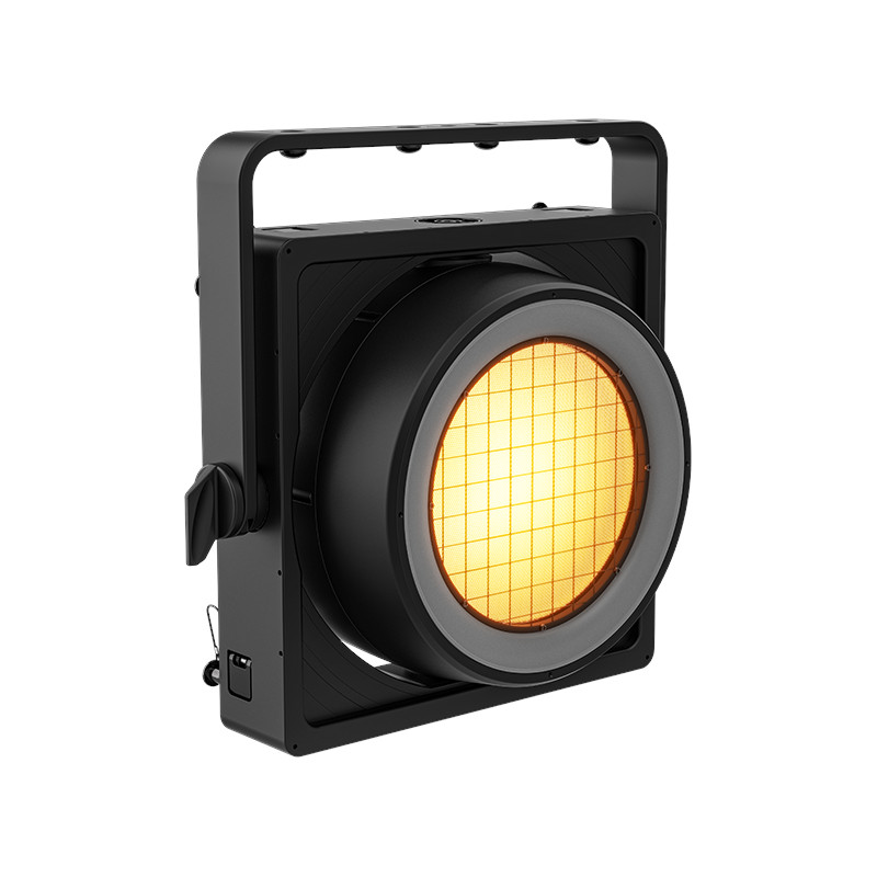 Chauvet Pro STRIKE Array Ultra [STRIKE-ARRAY-ULTRA] : AVShop.ca ...